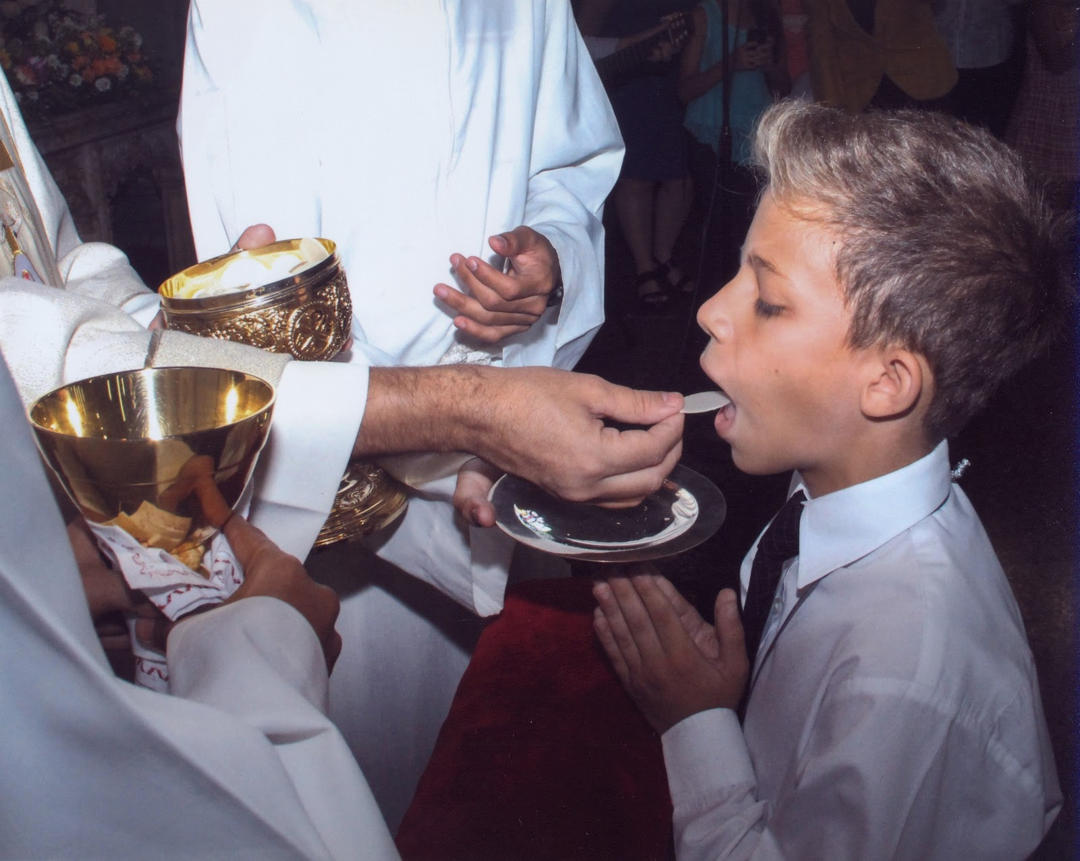 Oraciones para la Primera Comunión en la tradición católica ※
