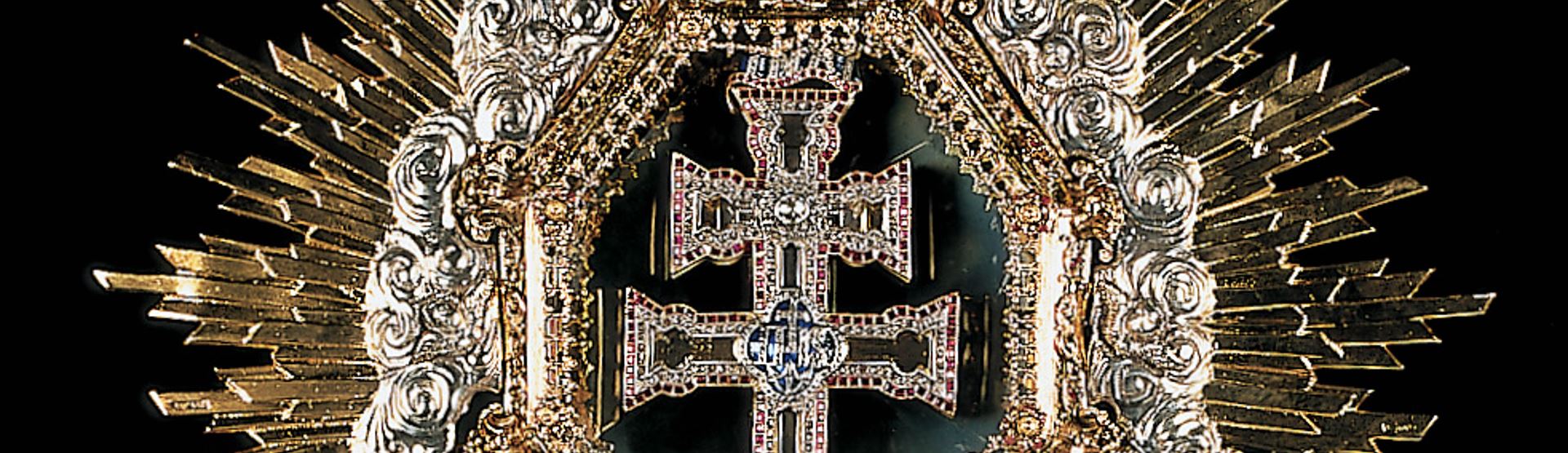 Ritual sagrado: Cómo bendecir una cruz de Caravaca y su significado ※